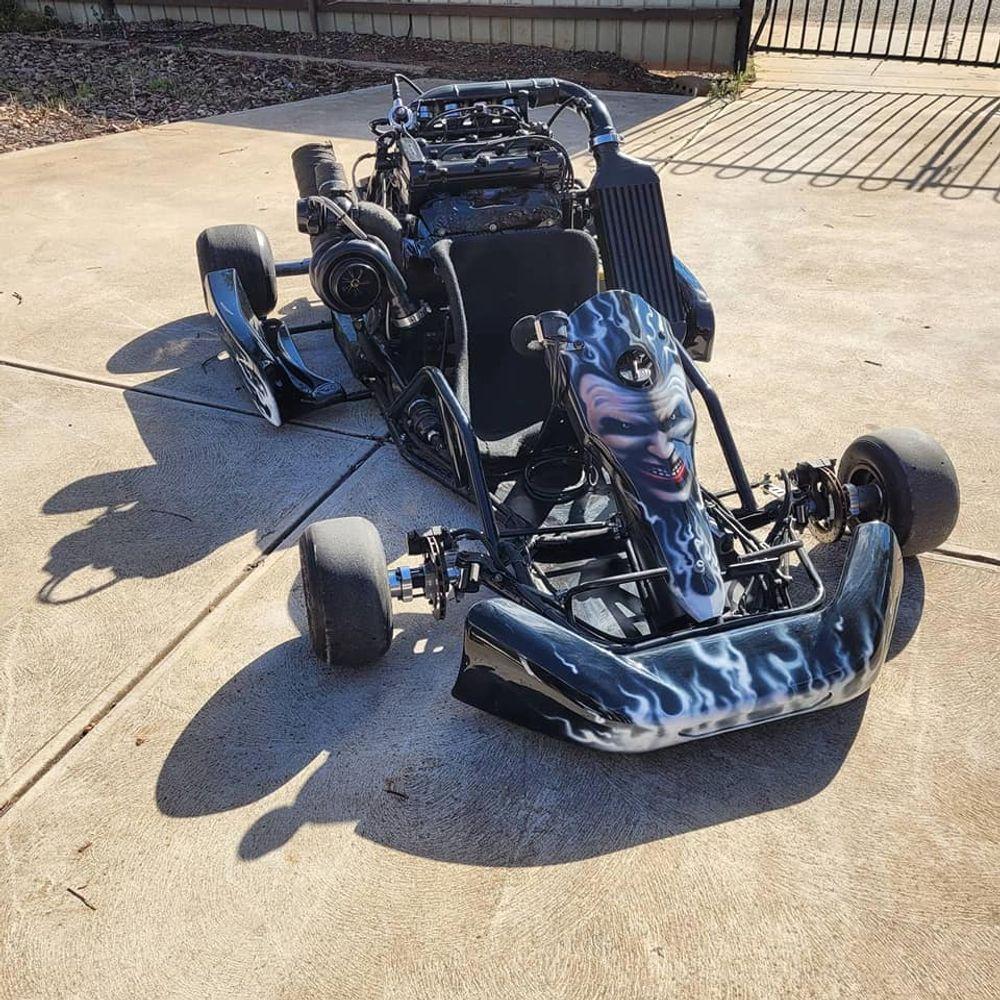 Bermodal Mesin Suzuki Hayabusa, YouTuber Ini Ciptakan Gokart Bertenaga ...